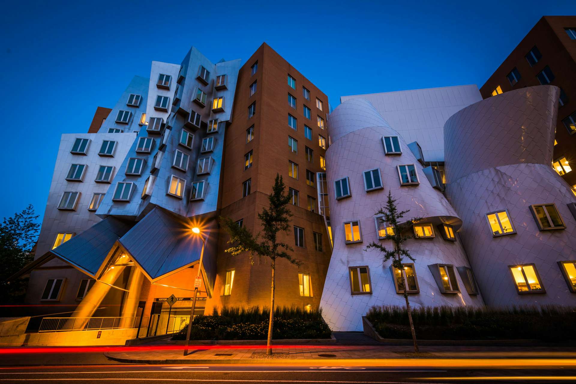 13 Iconic Buildings Designed by Frank Gehry - Dwell