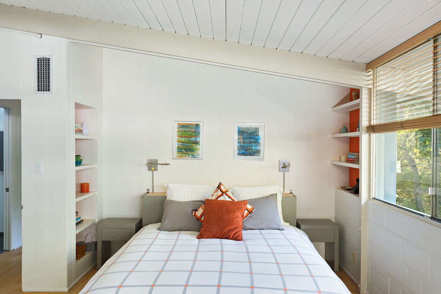 Schott House by A. Quincy Jones and Whitney R. Smith - Dwell