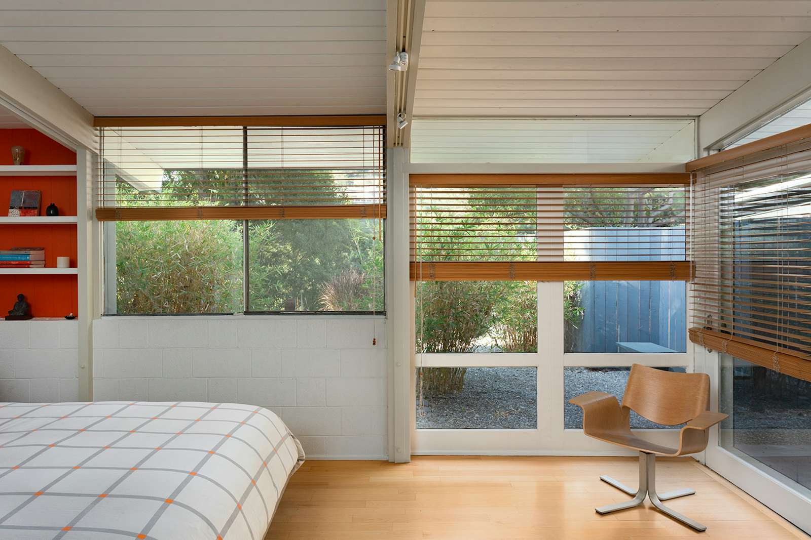 Schott House by A. Quincy Jones and Whitney R. Smith - Dwell