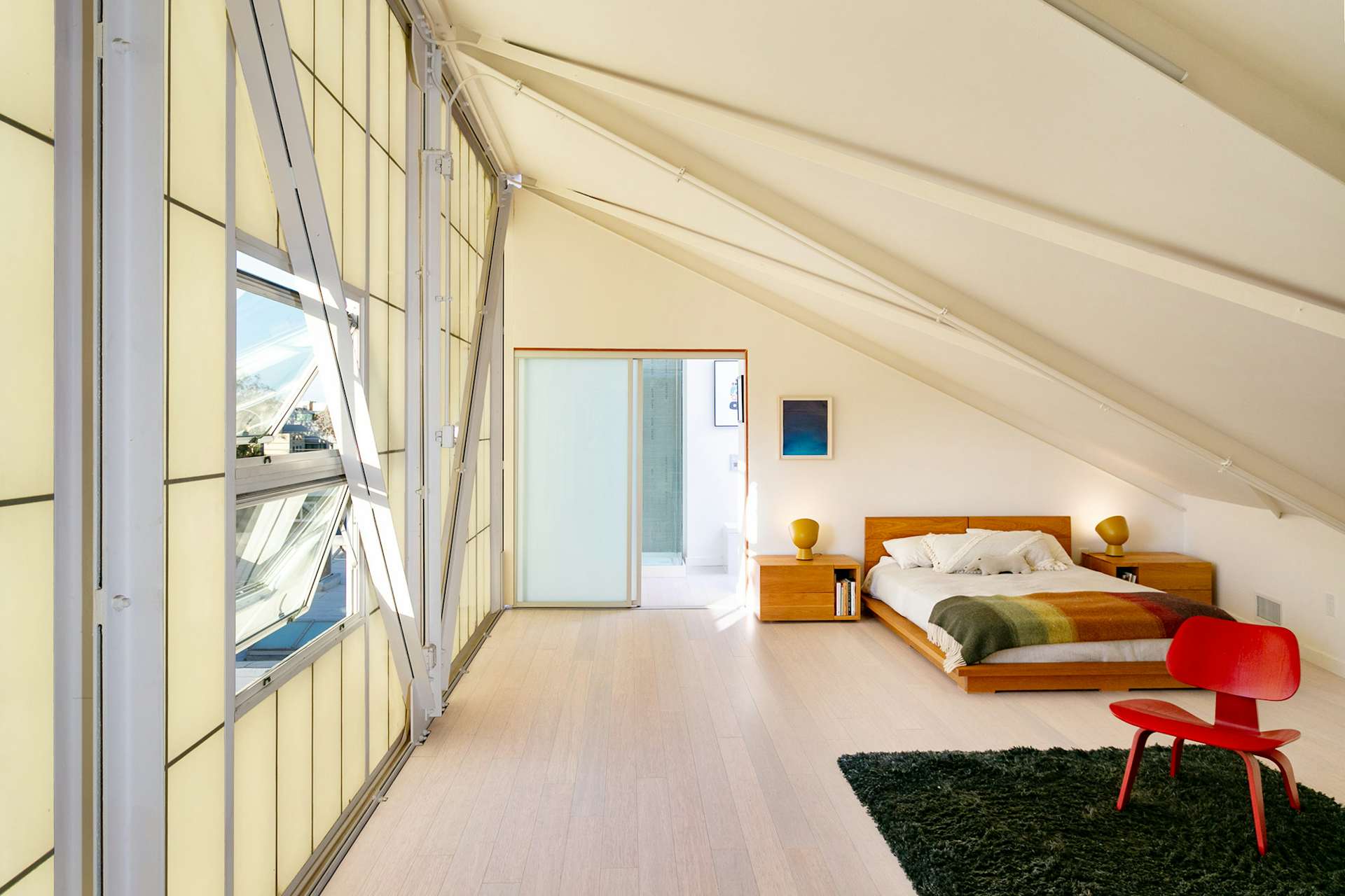 A Rare Live/Work Compound Hits the Market in Venice, California at $4 ...