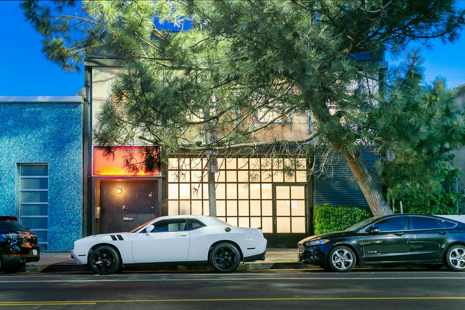 A Rare Live/Work Compound Hits the Market in Venice, California at $4 ...