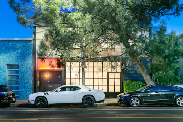 A Rare Live/Work Compound Hits the Market in Venice, California at $4 ...