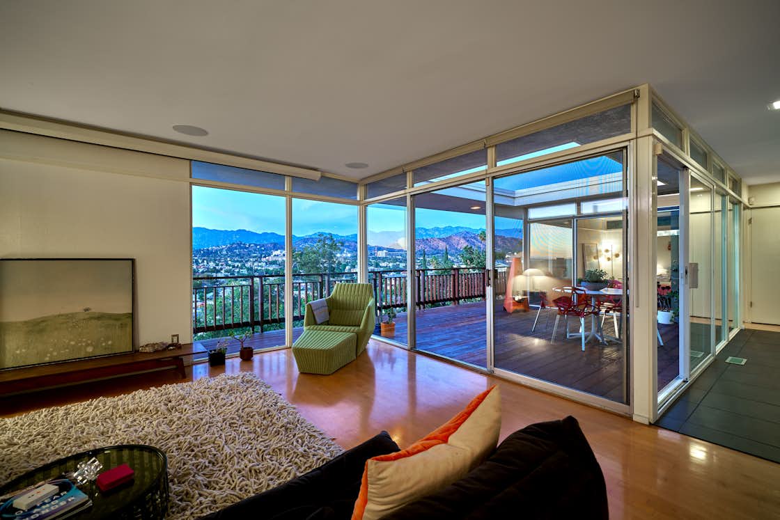 Photo 6 of 14 in A Midcentury-Modern Home in L.A. Designed by Richard ...