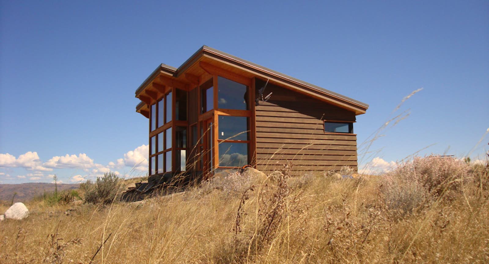 Photo 8 of 14 in 13 Modern Prefab Cabins You Can Buy Right Now - Dwell