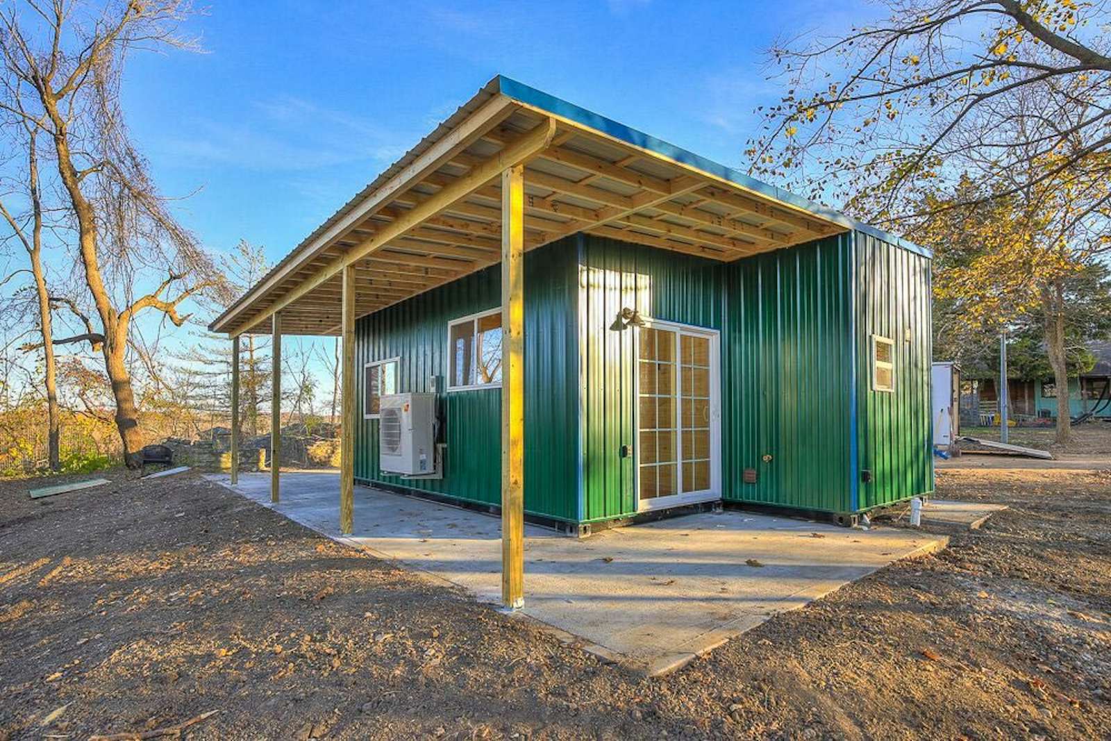 Photo 5 of 11 in 10 Shipping Container Homes You Can Buy Right Now - Dwell