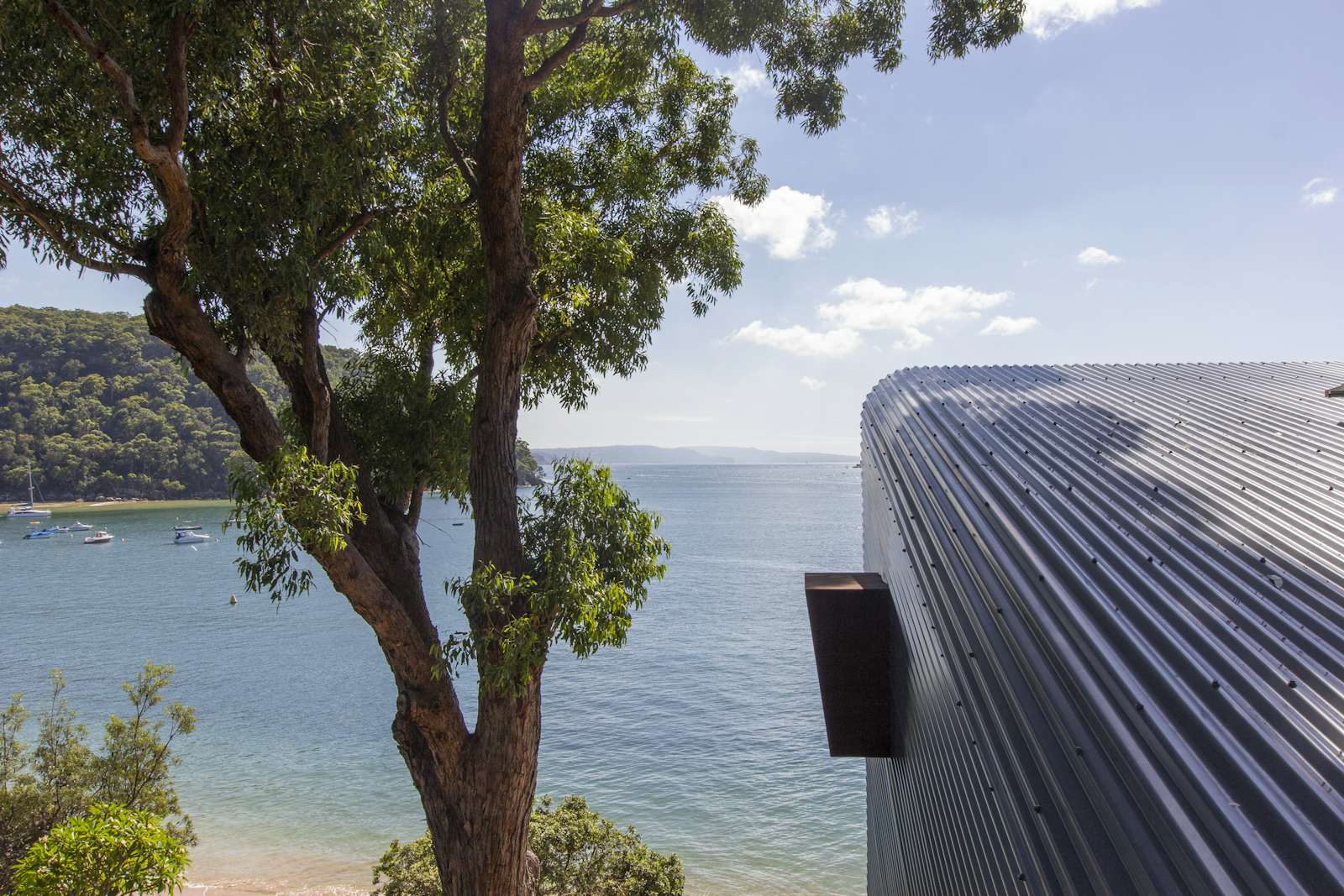 Photo 3 of 13 in Ocean Breezes Blow Right Through This Modern ...