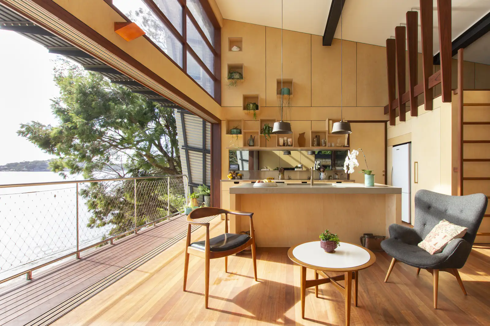 Photo 7 of 13 in Ocean Breezes Blow Right Through This Modern ...