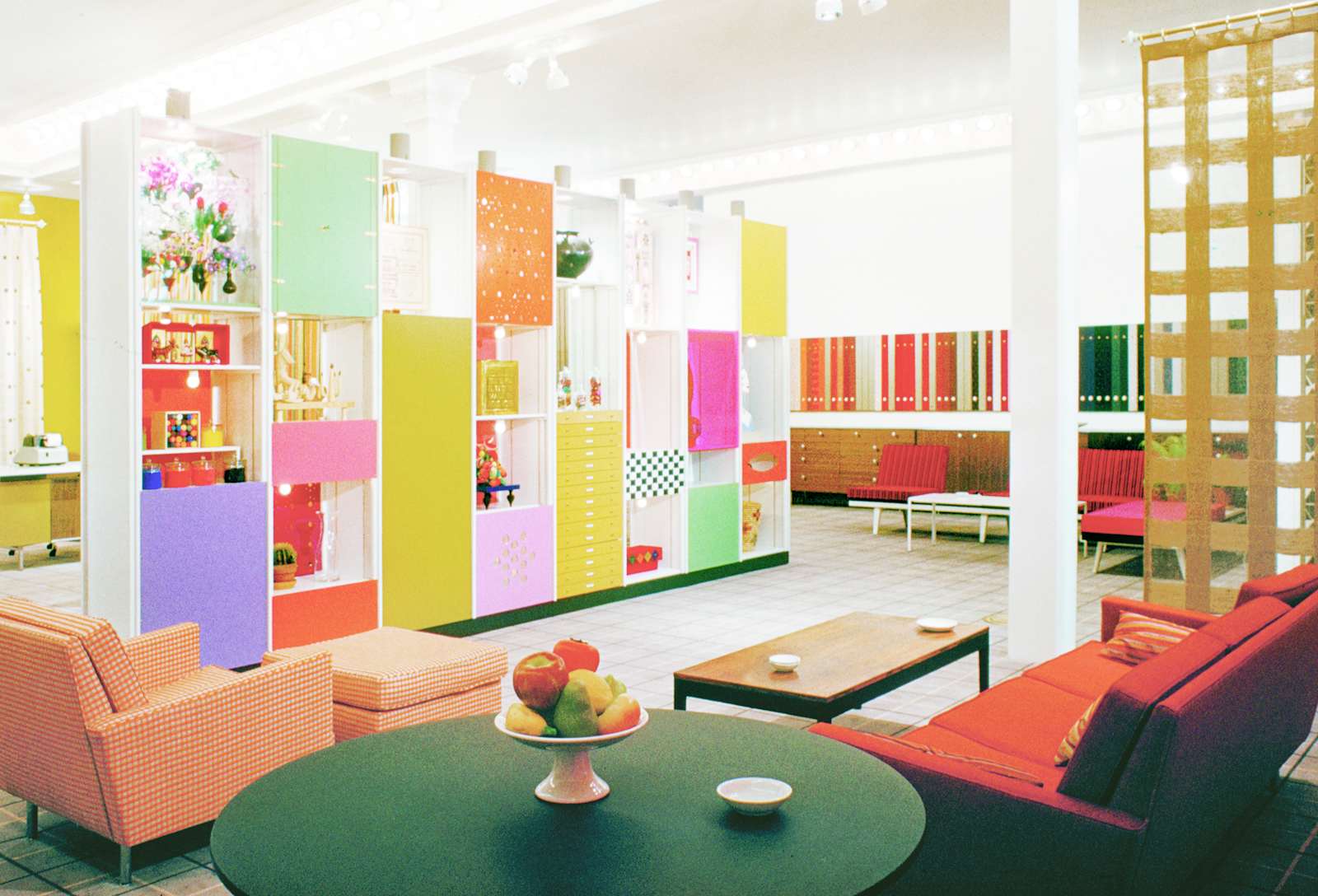 Photo 13 of 18 in 15 Herman Miller Projects That Have Changed Our Way ...