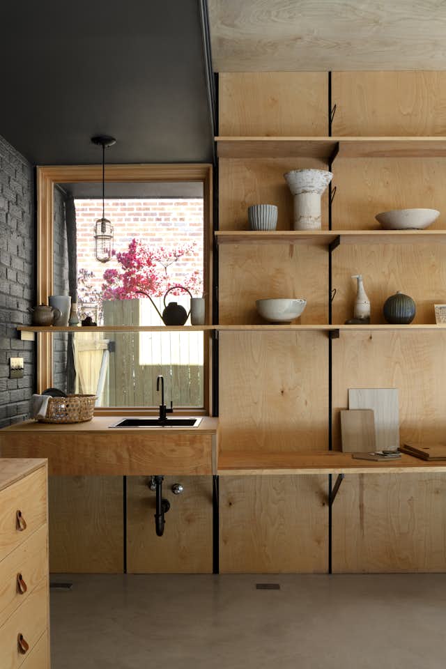 Photo 6 of 9 in How They Pulled It Off: Floor-to-Ceiling Modular ...