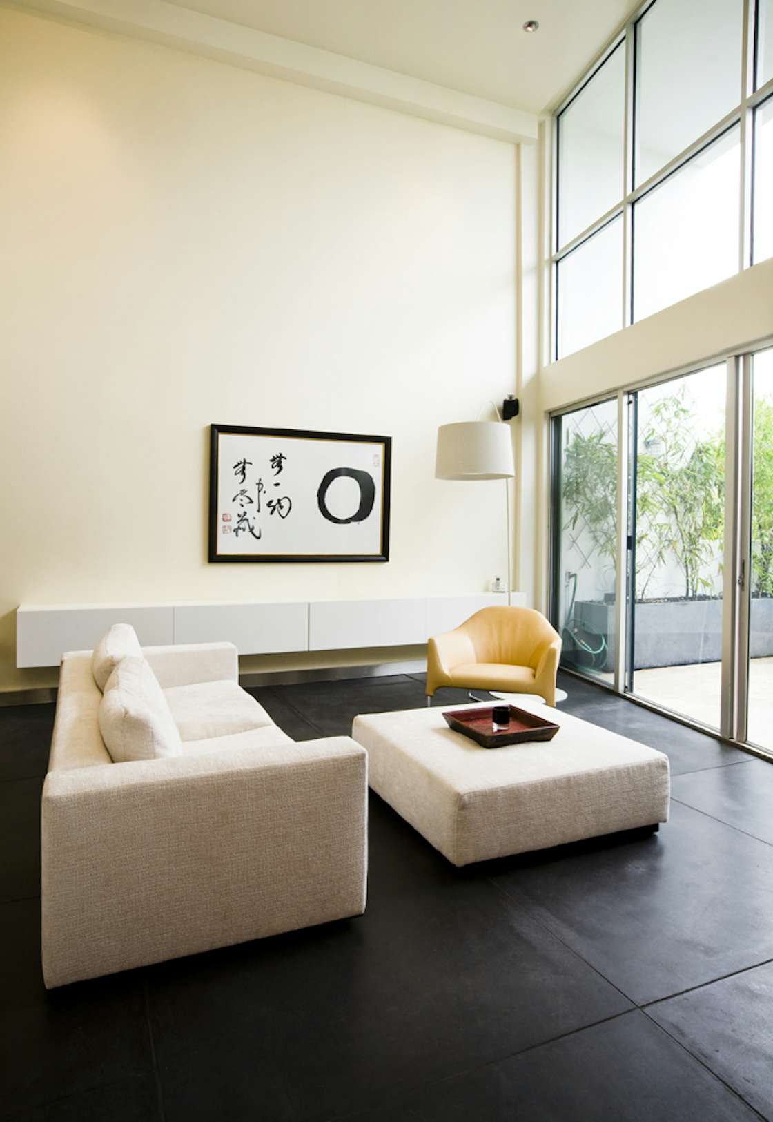 Photo 3 of 8 in 8 Examples That Show How Loft Living Goes Beyond Just ...