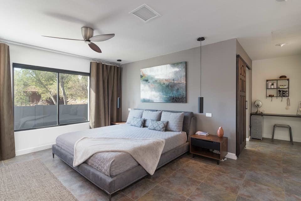 Photo 3 of 26 in Hillside Ranch Modern Redux by Ryan Puddy - Dwell