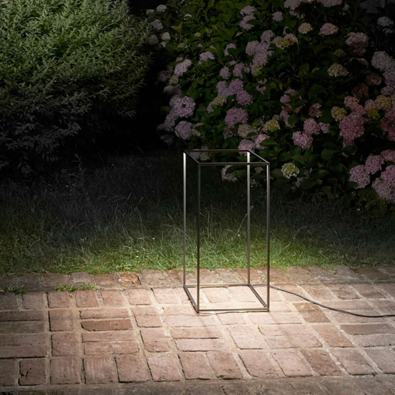 9 Ways to Create the Perfect Outdoor Lighting - Dwell