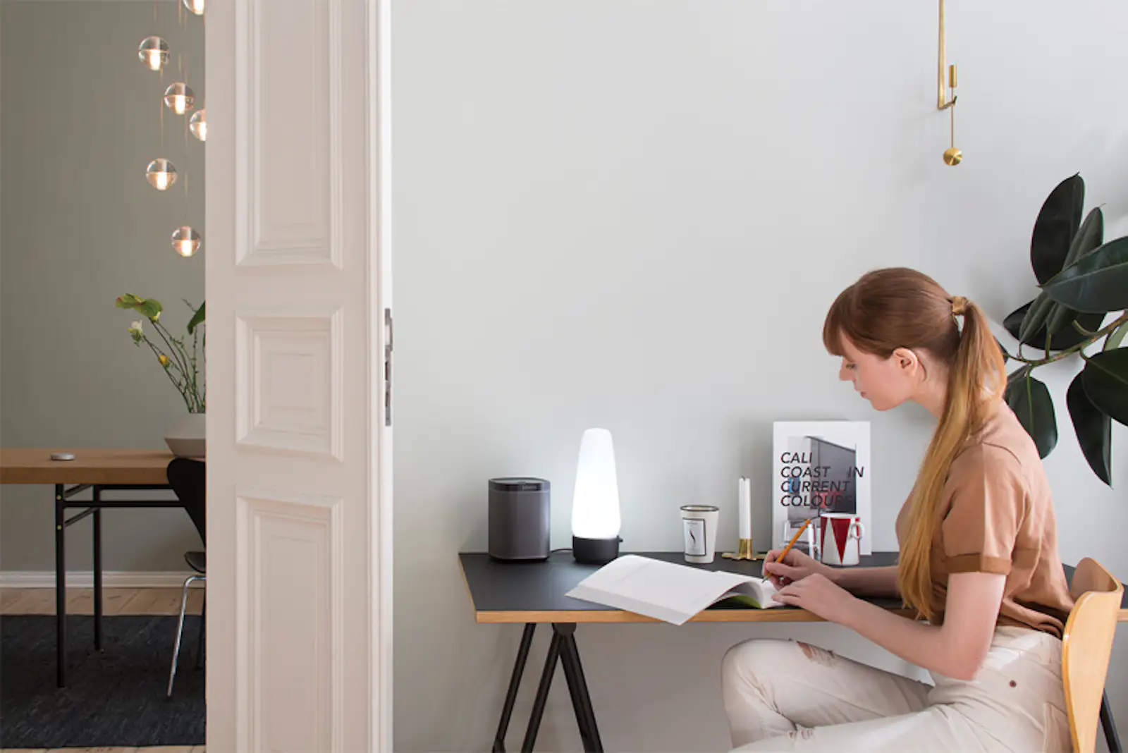 9 Innovative Light Fixtures That Combine Art, Design, and Technology ...