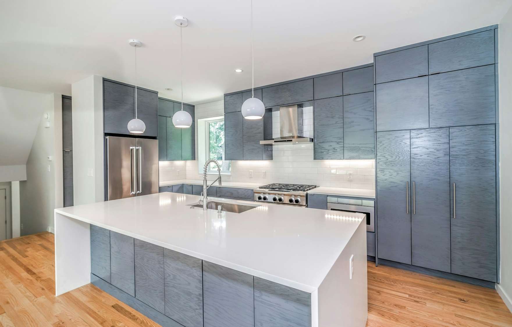 Photo 6 of 13 in split-level transformed west coast modern by re|RVA ...