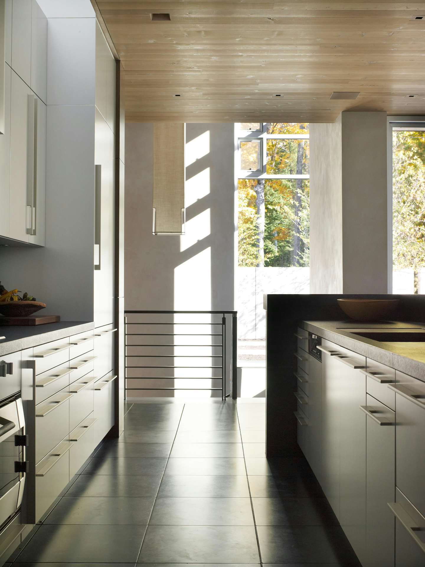 Northwoods House (15 Photos) - Dwell