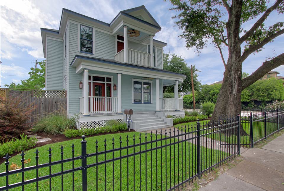 Photo 1 of 27 in Victorian Restoration by LeavittHaas - Dwell