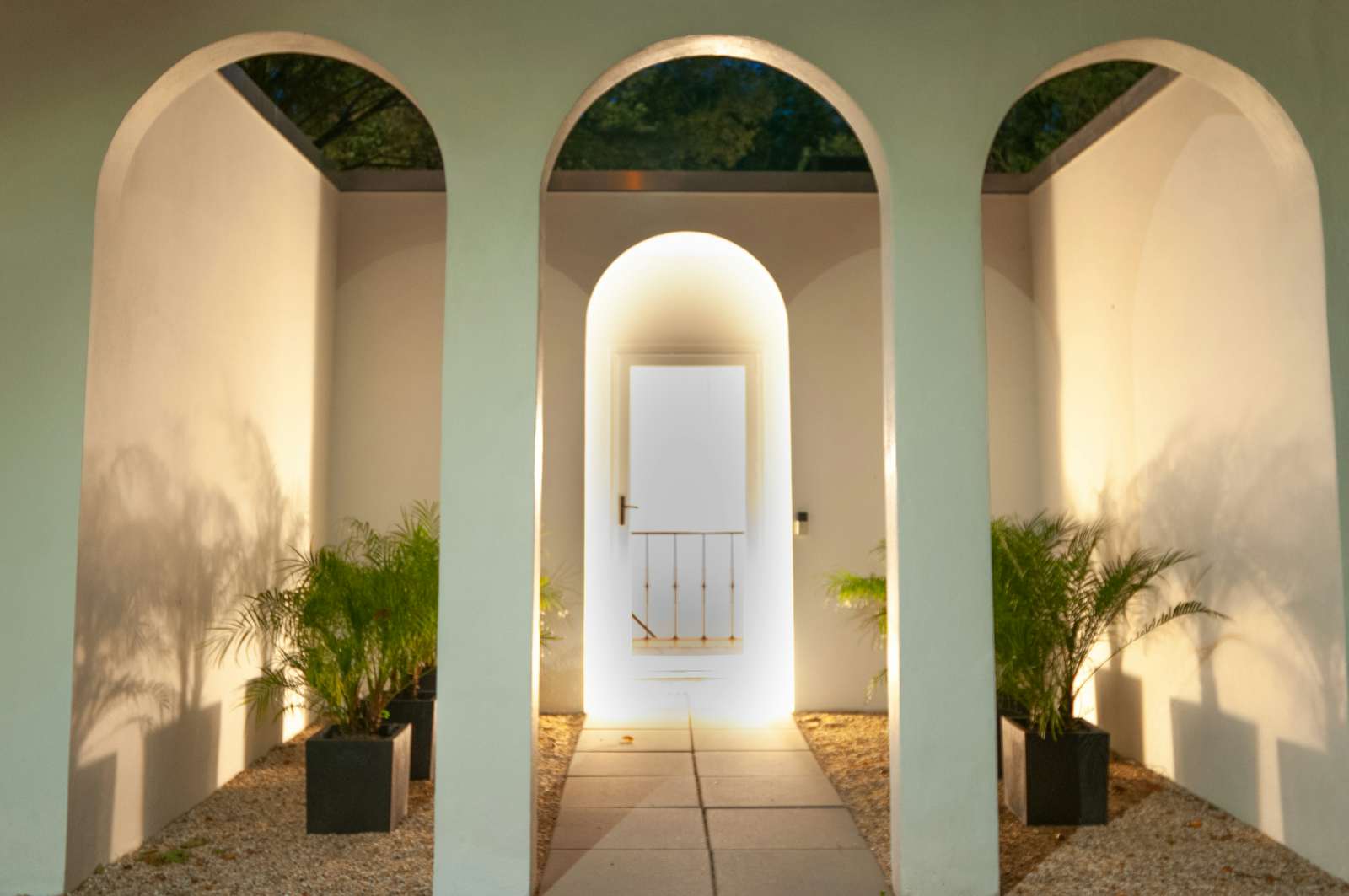 Photo 2 of 60 in Trail's End in Hamden Connecticut by J Schatz - Dwell