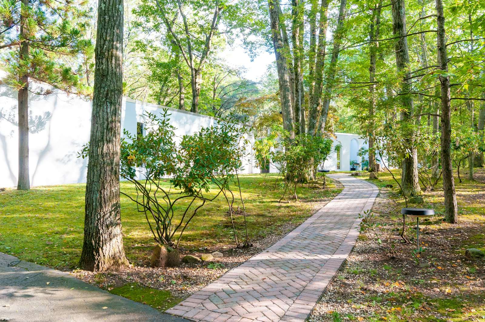 Photo 4 of 60 in Trail's End in Hamden Connecticut by J Schatz - Dwell