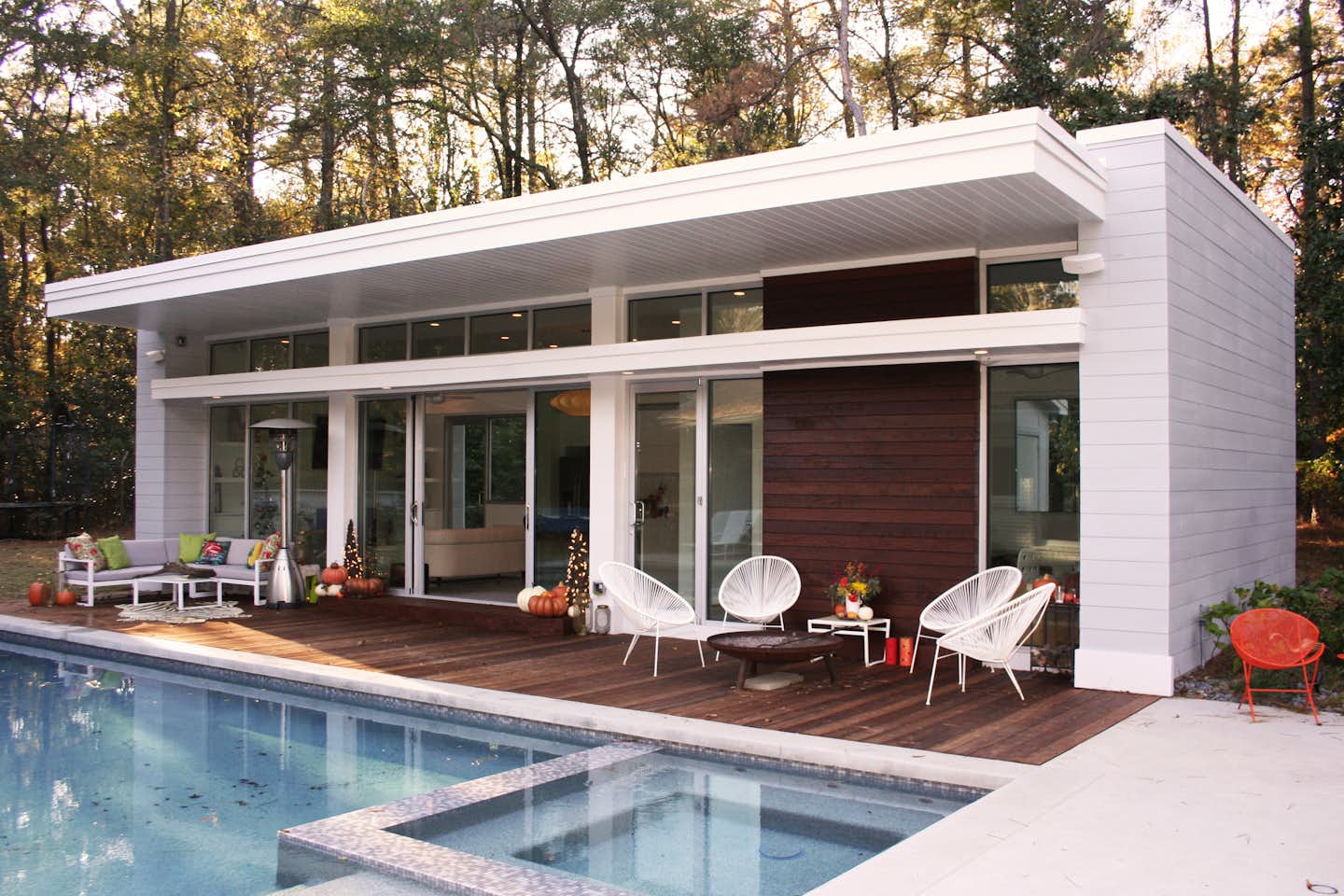 Buckhead Modern Pool House (7 Photos) - Dwell