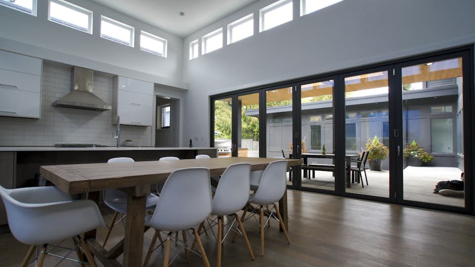 Modern Courtyard Home (12 Photos) - Dwell