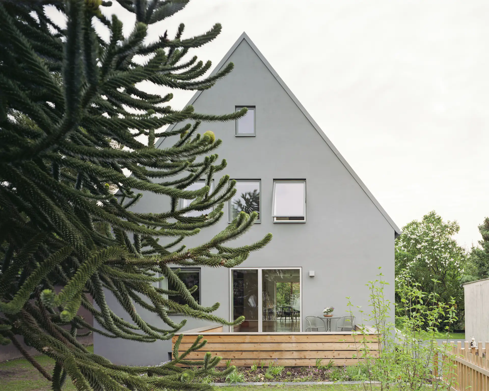 Photo 3 of 18 in Haus Mai by Project Architecture Company - Dwell