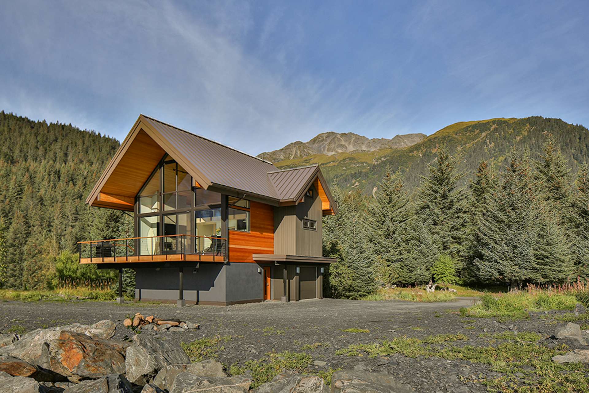 Alaska Surf Shack (14 Photos) - Dwell