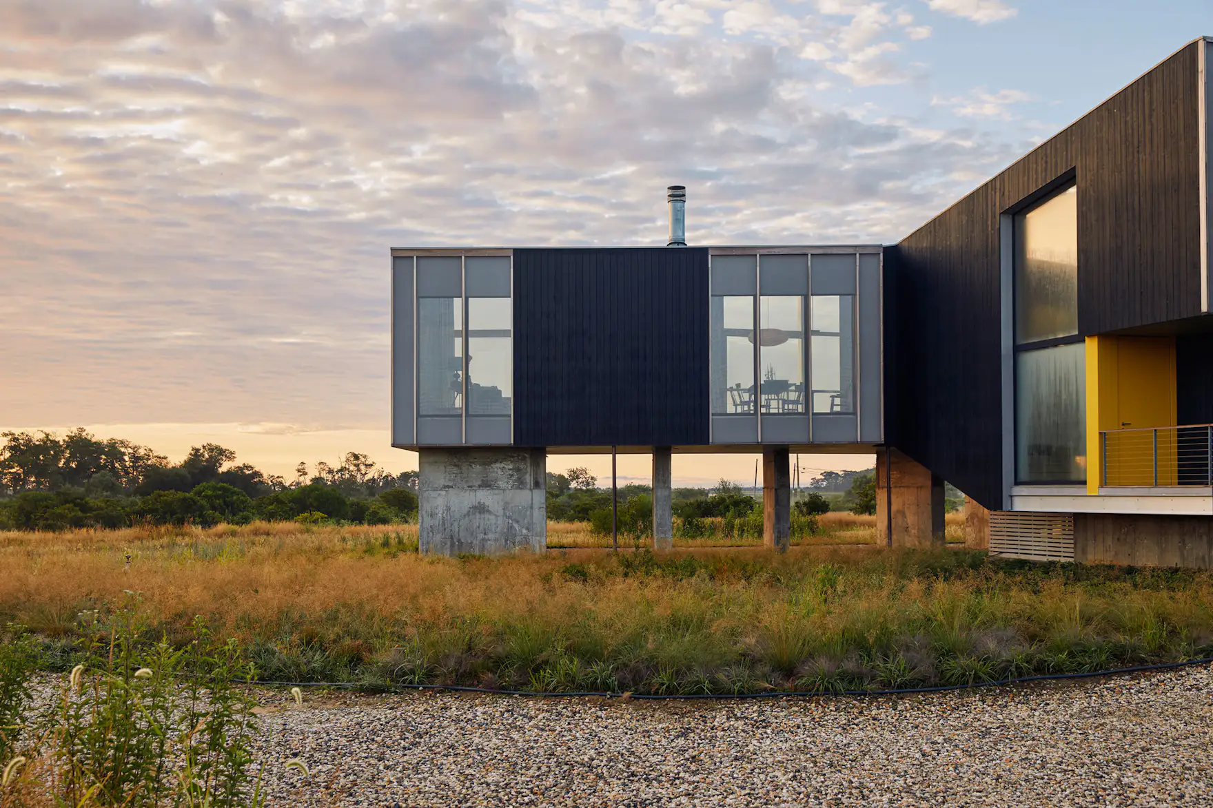 Orient House V (21 Photos) - Dwell
