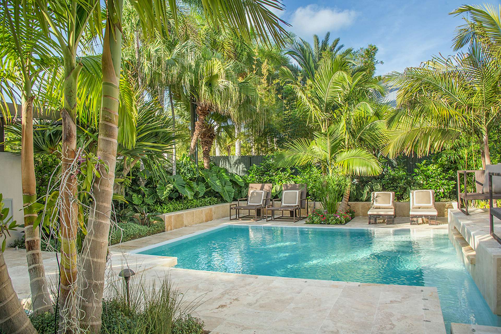 Photo 12 of 18 in Key West Modern by Craig Reynolds Landscape ...