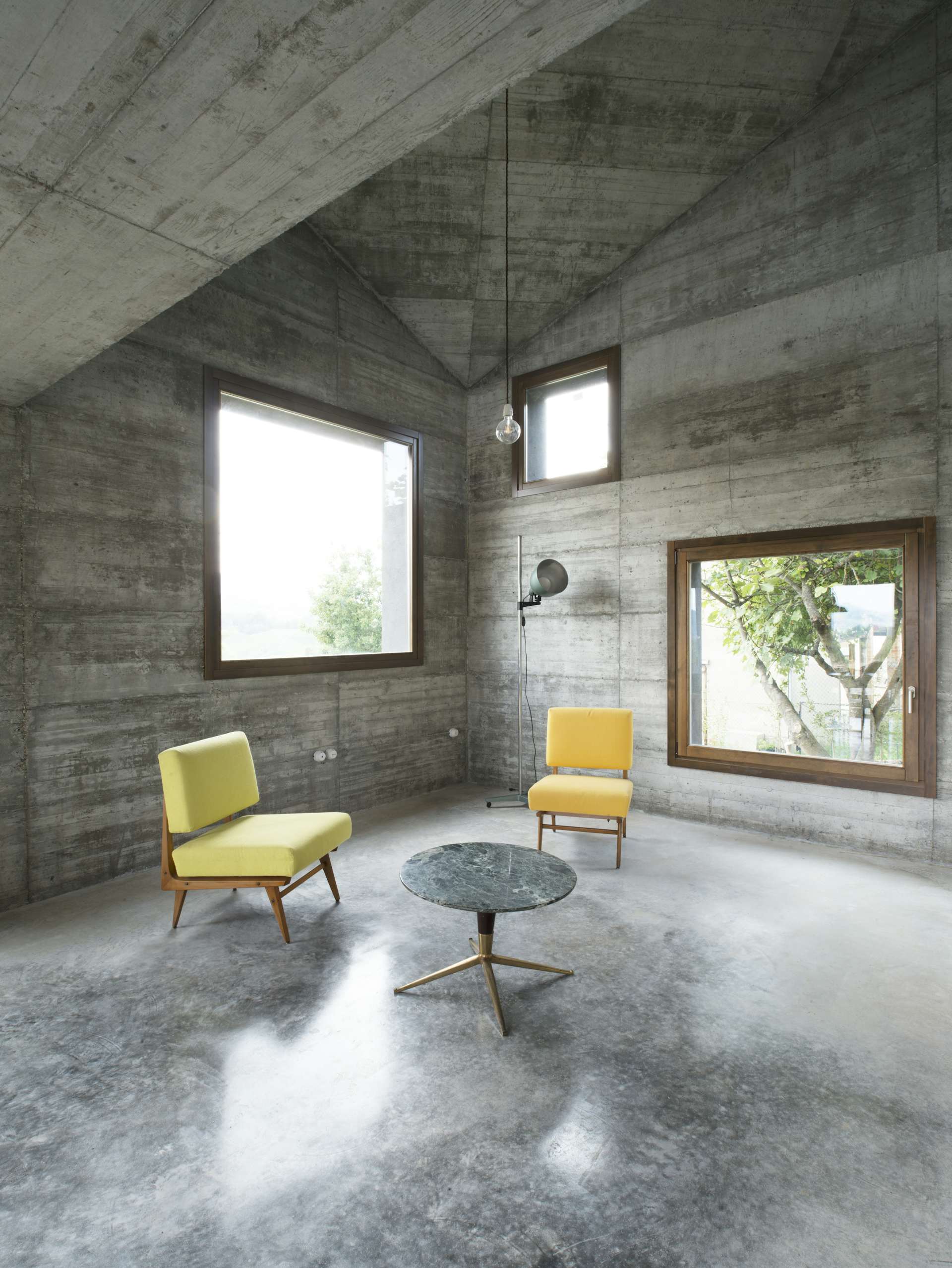 23 Beautifully Textured Examples Of Board-Formed Concrete Homes - Dwell