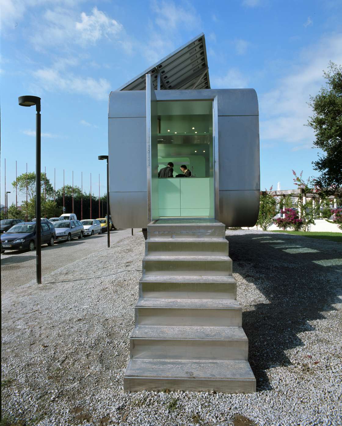 Photo 10 of 26 in 7 Inspiring Solutions For Disaster Relief Housing - Dwell