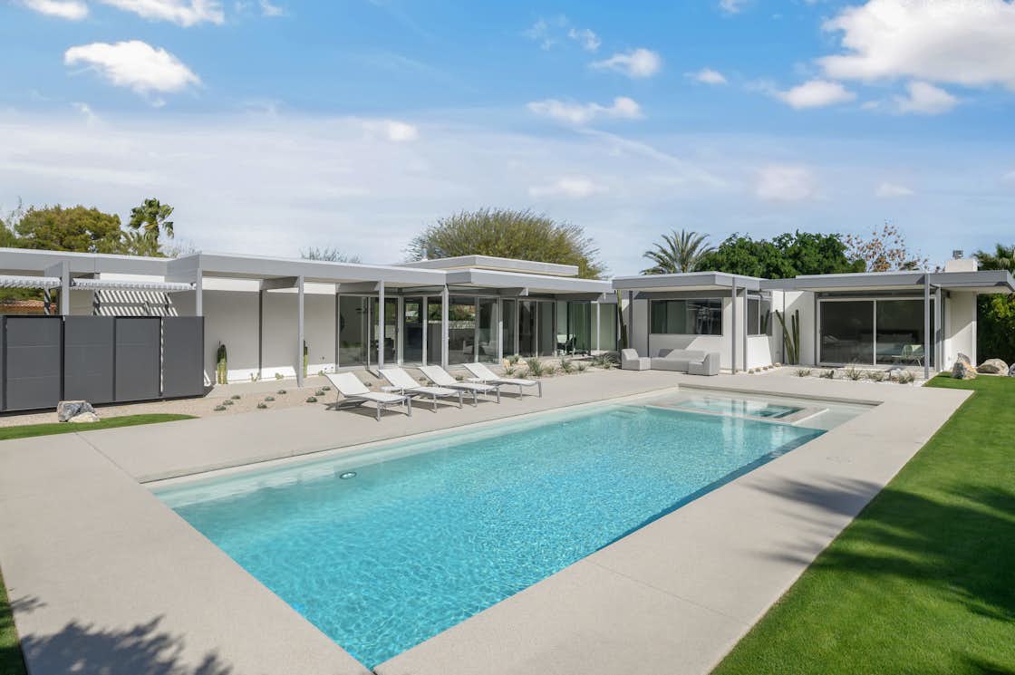 Photo 2 of 13 in The Last Home Designed by Donald Wexler Hits the ...