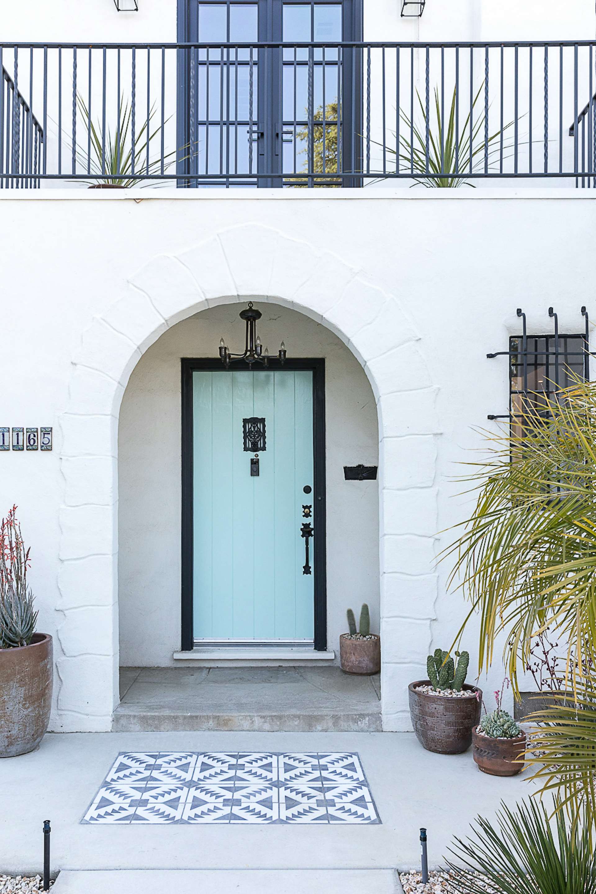 Modern Homes With Colorful Front Doors - Dwell