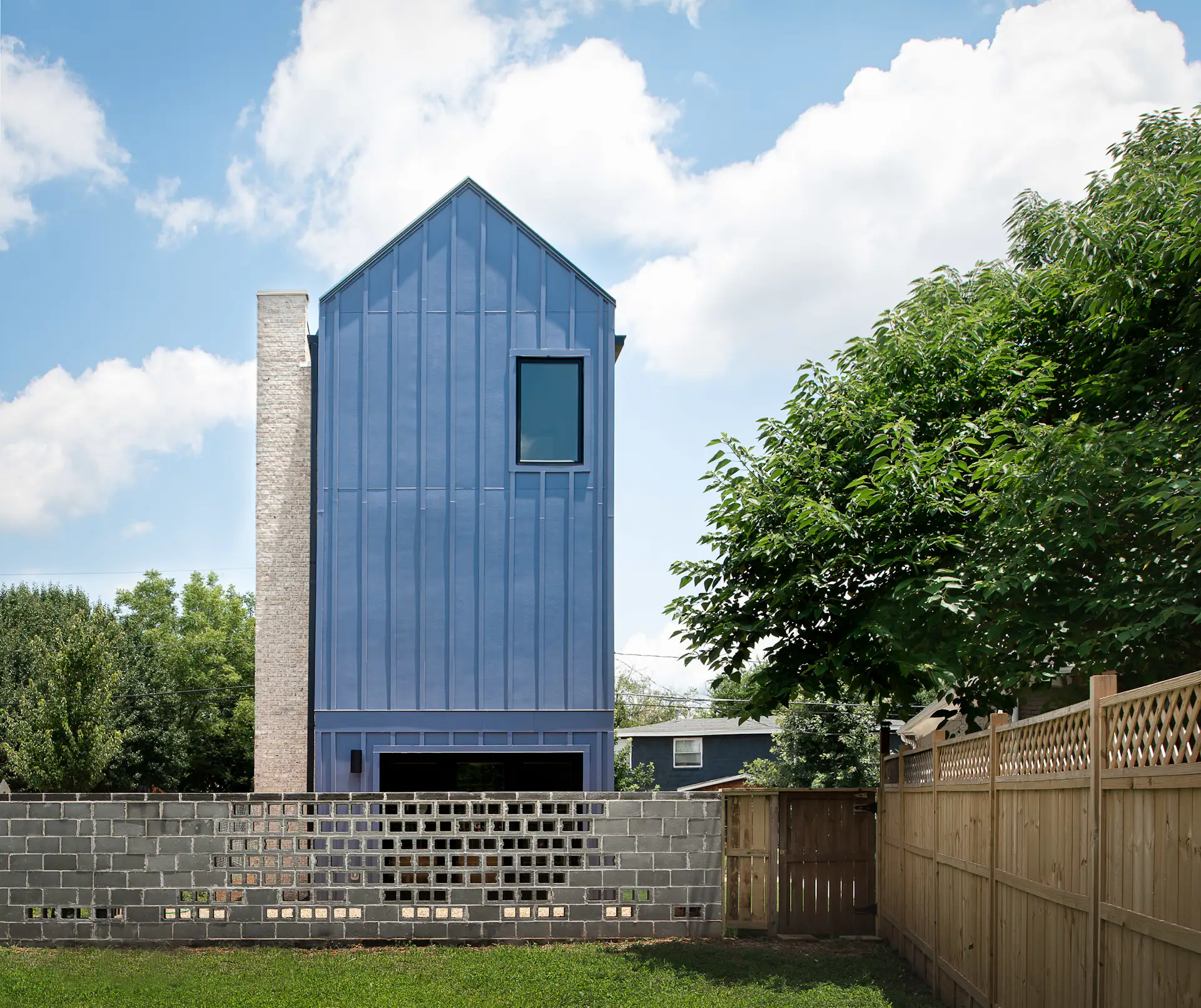15 Skinny Homes That Make the Most of Narrow Lots - Dwell