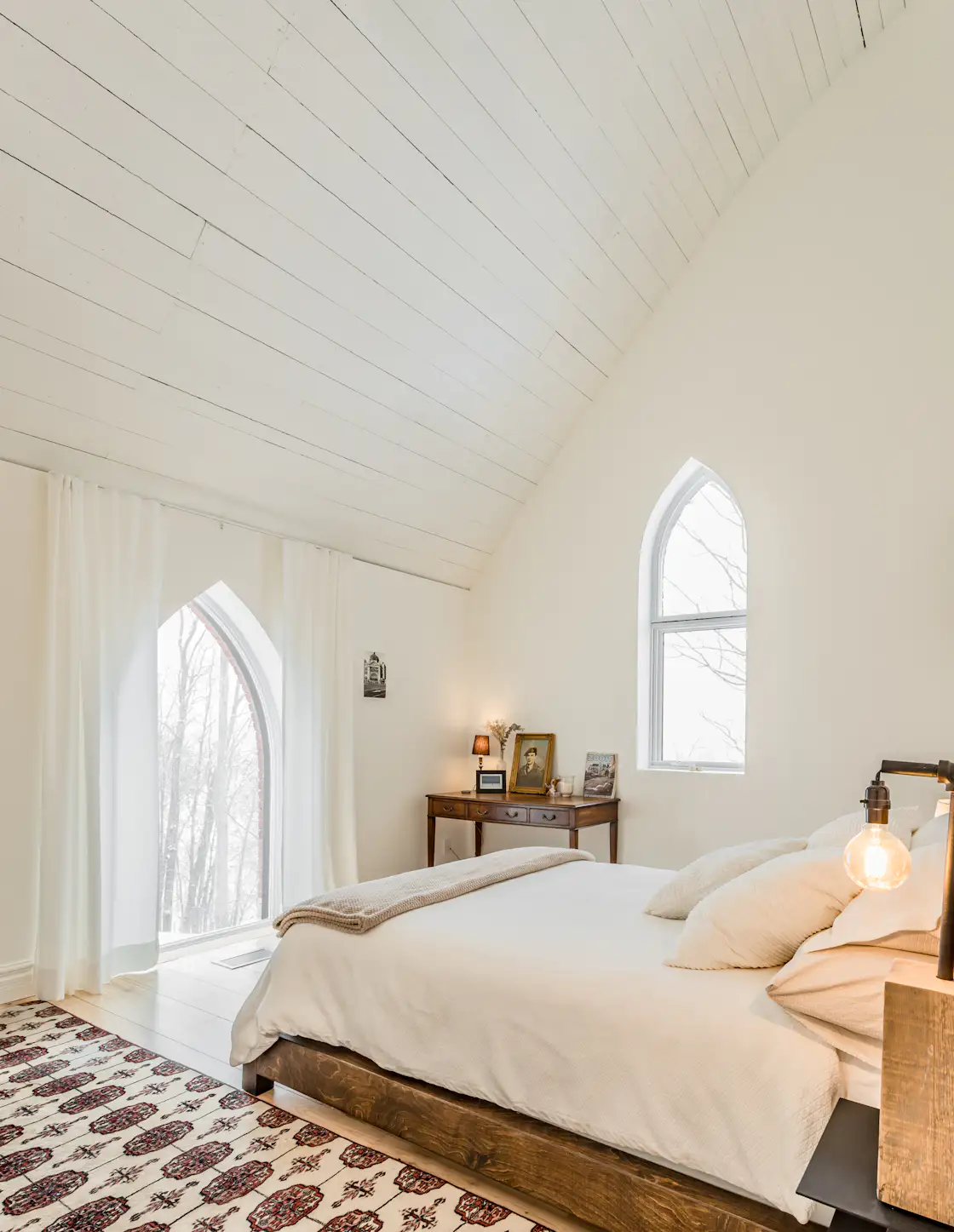 Photo 20 of 20 in Before & After: A Brick Church in Quebec Becomes a ...