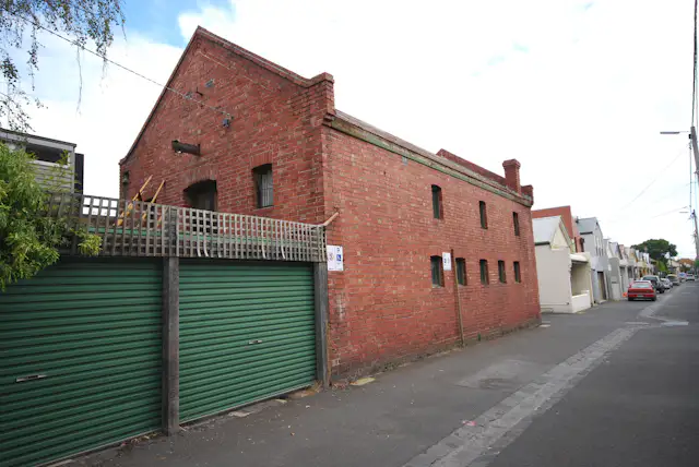 Photo 18 of 26 in Before & After: A Derelict Cottage and Dairy Stable ...