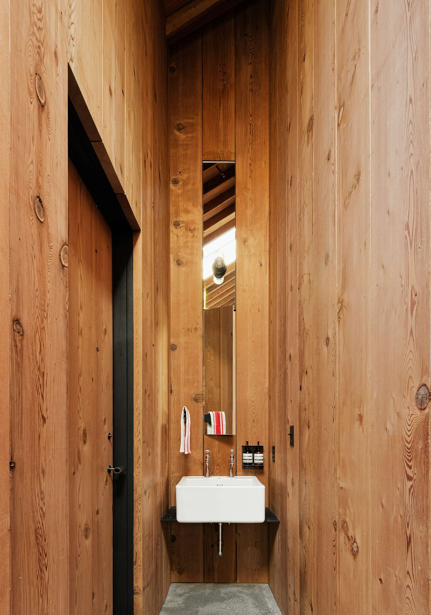 Photo 2 of 22 in 22 Powder Rooms That Pack Serious Style Into a Small ...