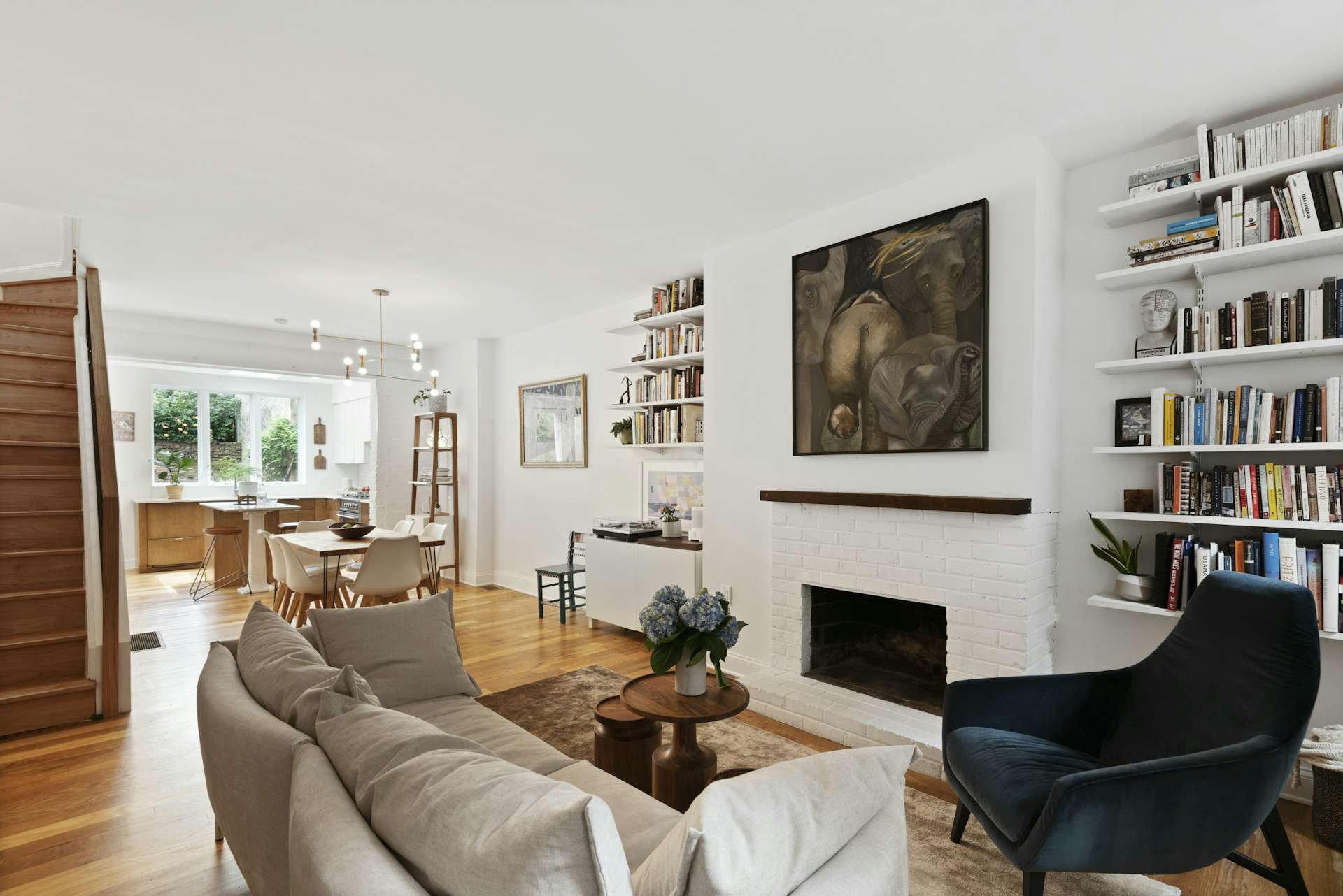 14 Row Houses and Brownstones “Before & After” Their Much-Needed ...