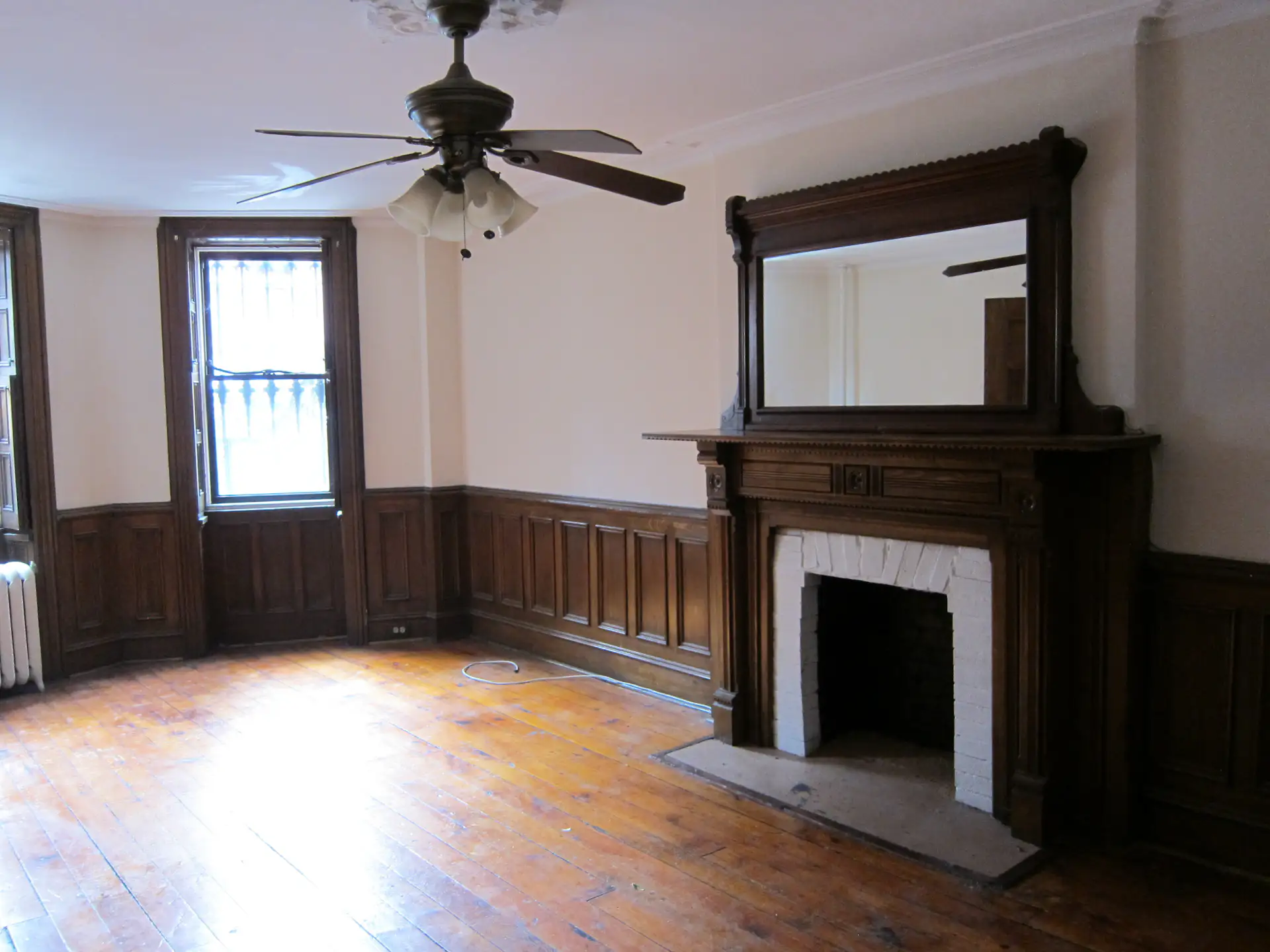 Photo 3 of 31 in Before & After: A Brooklyn Brownstone’s Dreary ...