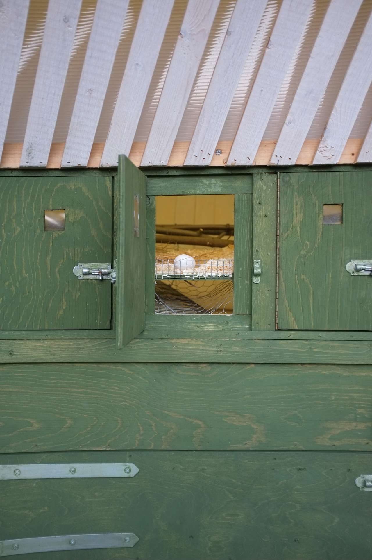 Photo 17 of 29 in 10 Modern Chicken Coops That Rule the Roost - Dwell