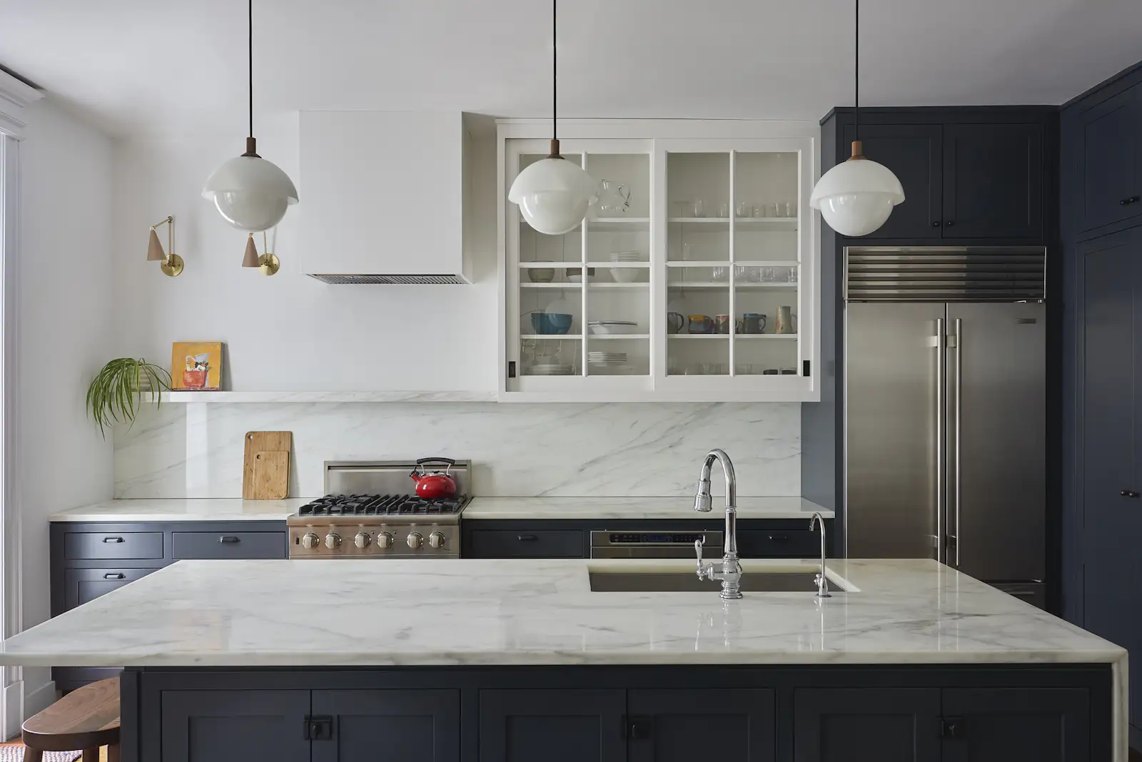 Photo 9 of 21 in Before & After: Just-Right Furnishings and a Few ...
