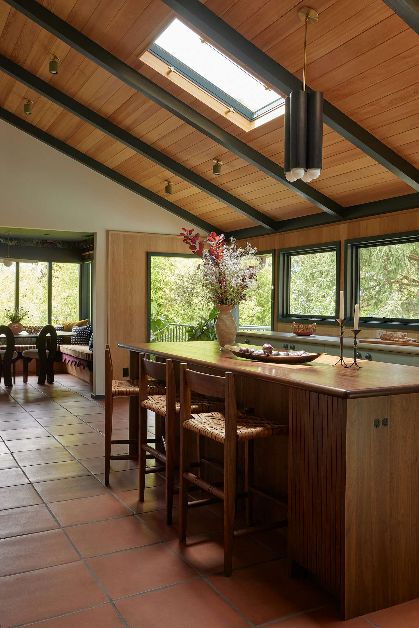 Photo 8 of 28 in Before & After: They Gave Their Portland Ranch House a ...