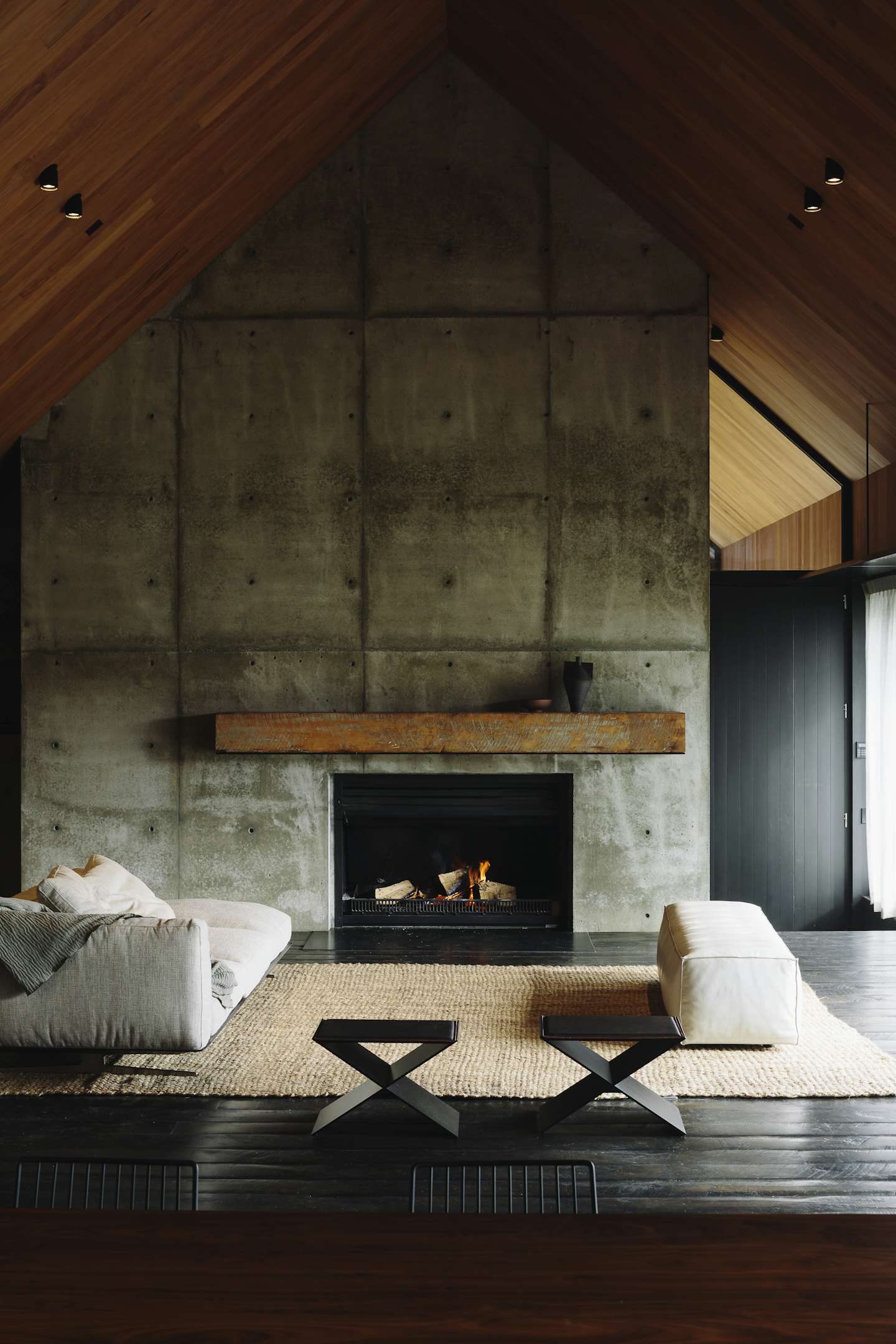 Photo 8 of 11 in This Rustic Modern Home Embraces New Zealand’s Natural ...