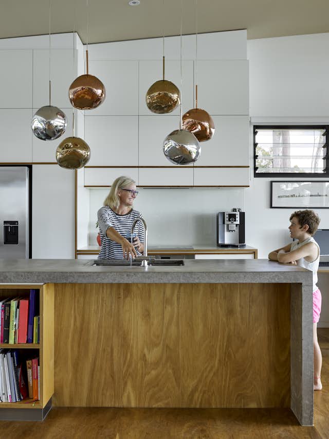 Photo 11 of 12 in This Australian “Tree House” Embraces the Spirit of ...