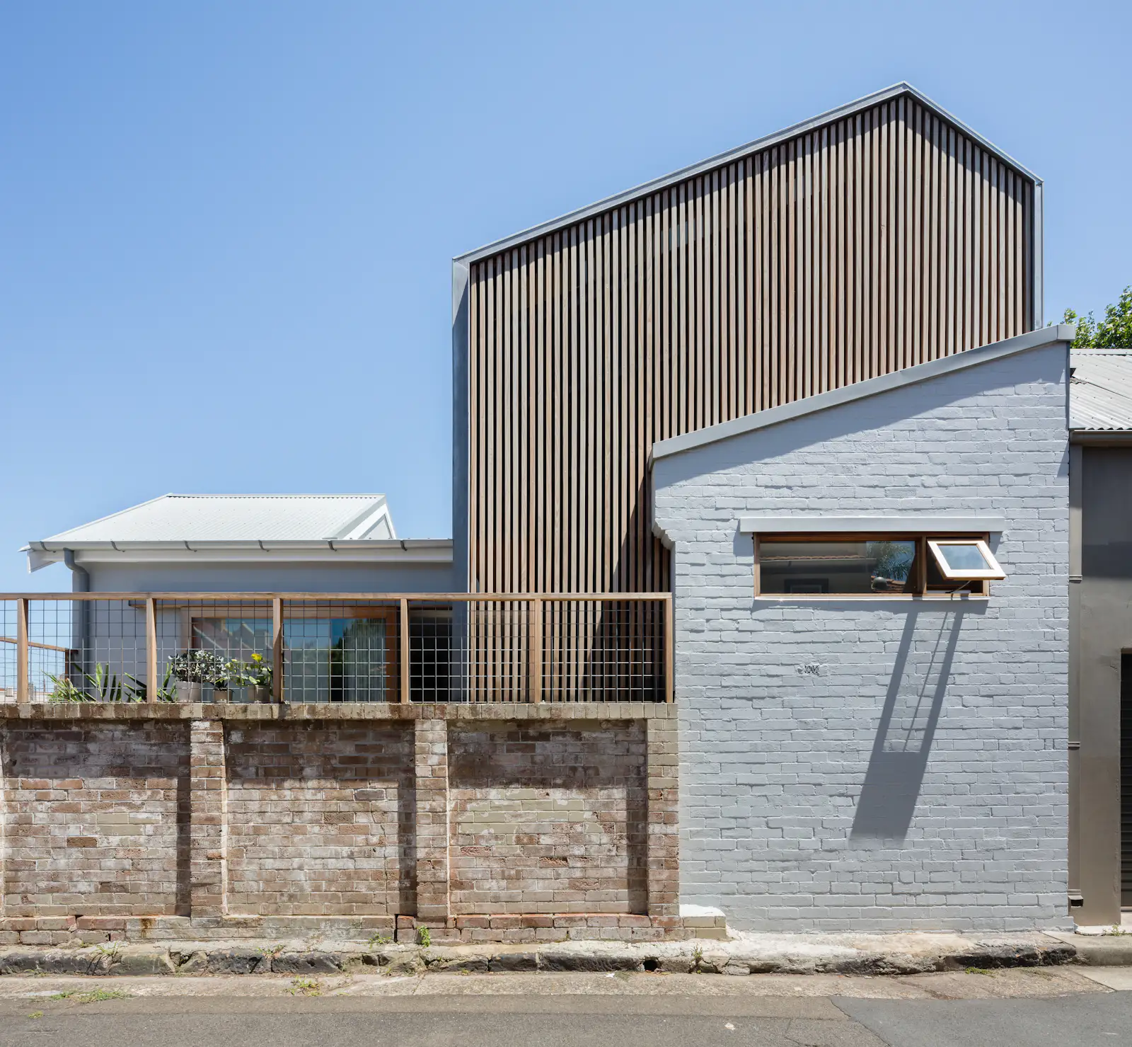 Photo 8 of 10 in This Revamped Cottage Is a Modern Take on Traditional ...