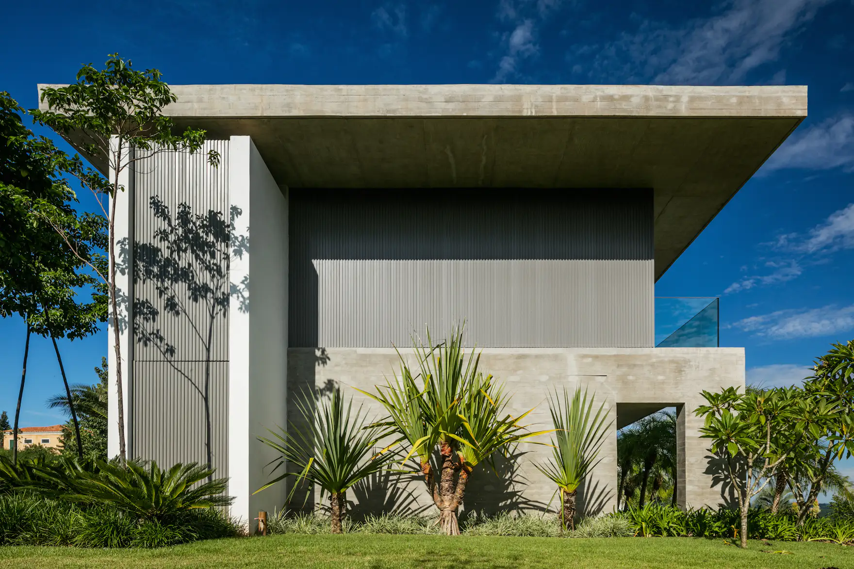 23 Beautifully Textured Examples Of Board-Formed Concrete Homes - Dwell