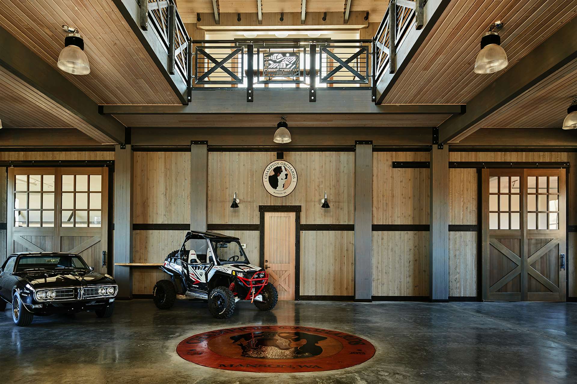 Manson Barn (18 Photos) - Dwell