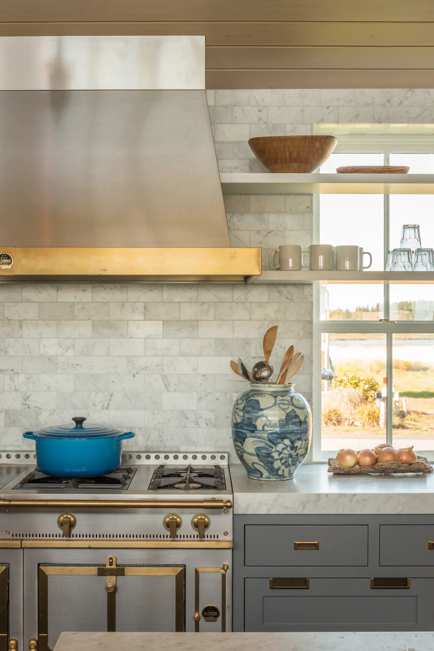 Photo 15 of 25 in Useless Bay by Hoedemaker Pfeiffer - Dwell