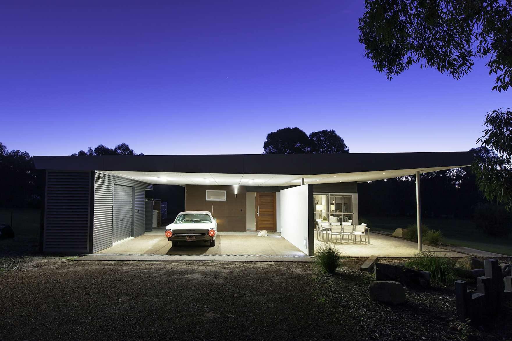 01 White Shack. (6 Photos) - Dwell