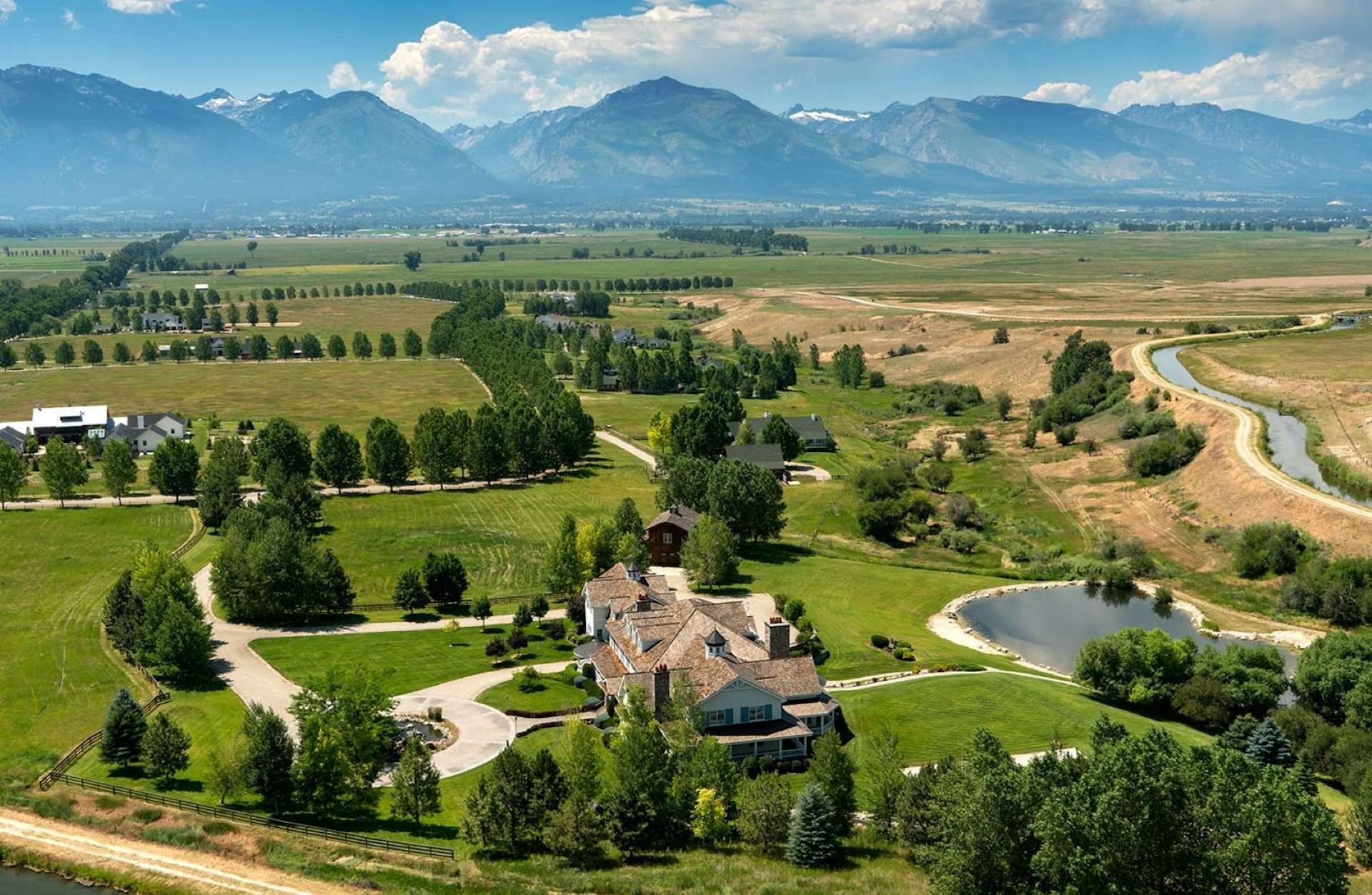 Ultimate Western Farmhouse (9 Photos) - Dwell