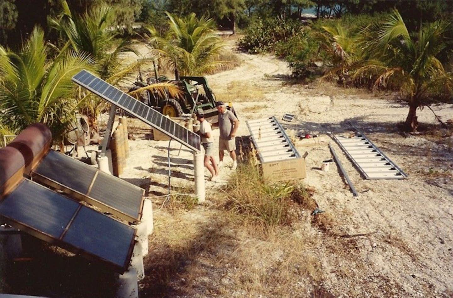 Discover Florida’s Mysterious Dome Home Before It Sinks Into the Sea ...